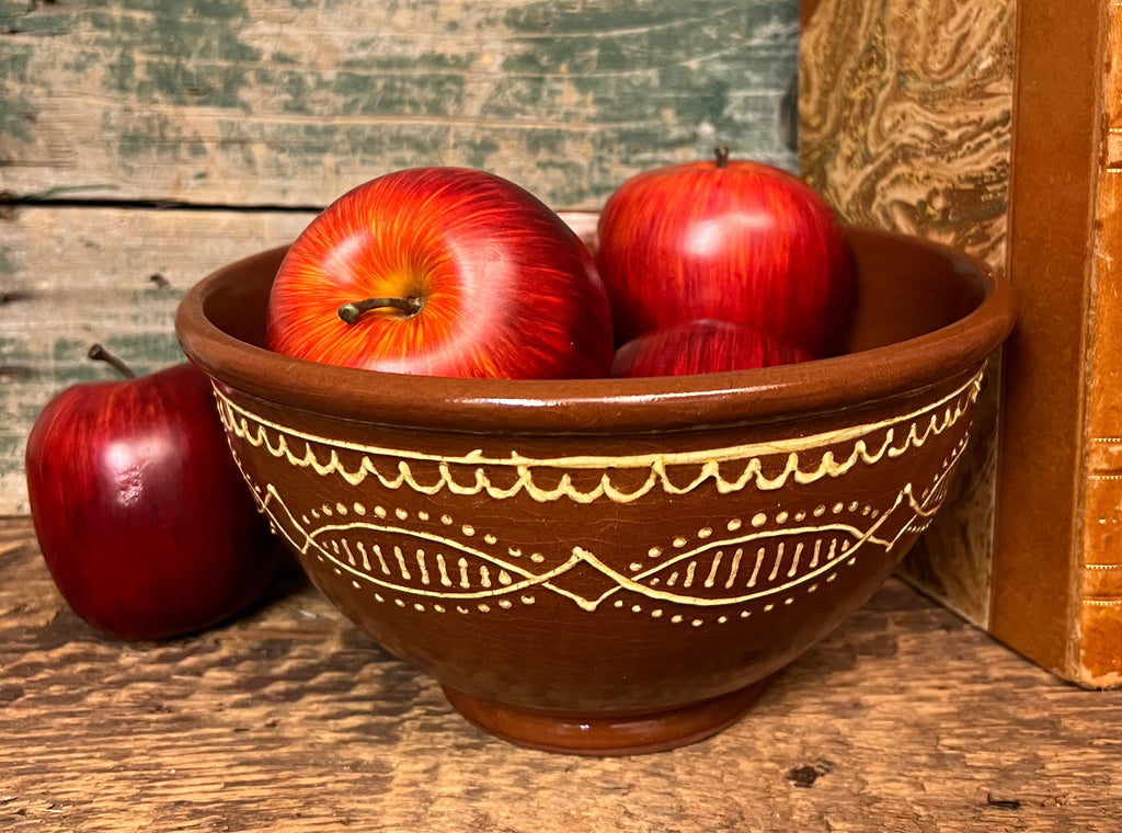 SE-126 Redware Med Bowl with Slip Design – Circa Home Living